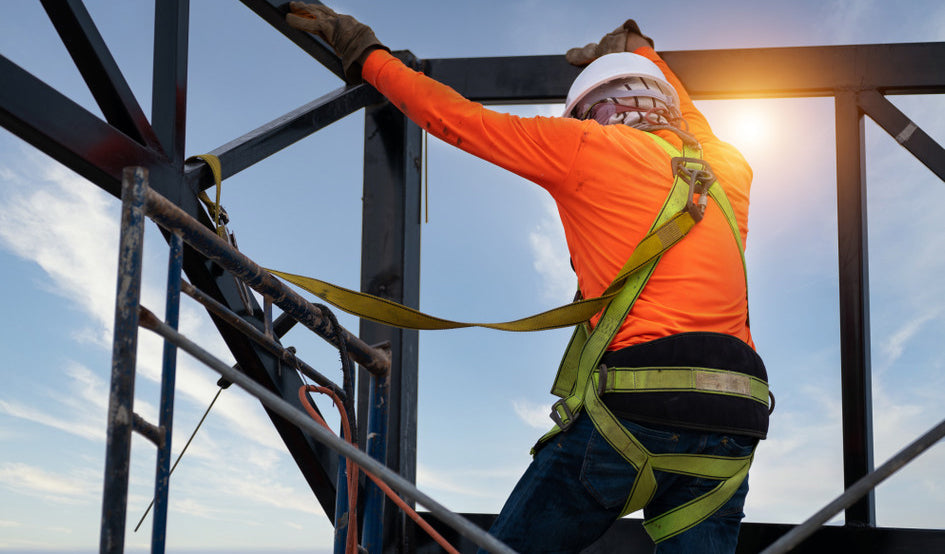 Be Compliant with Our Safety Harness Awareness Course